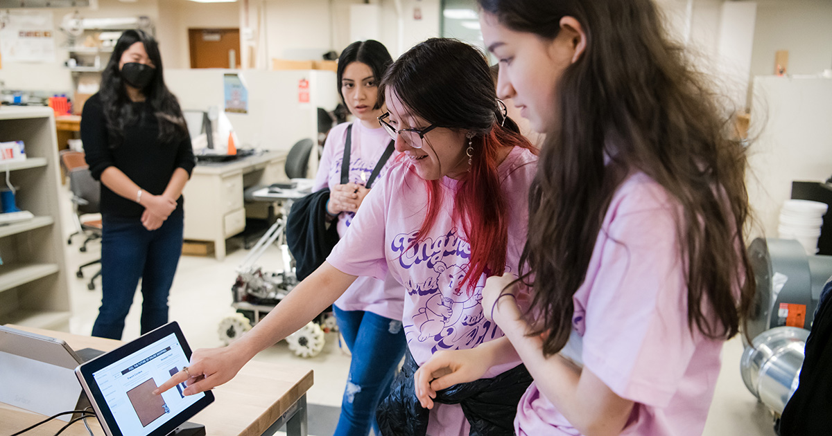 Society of Women Engineers Hosts 2023 Career Day for Girls | News ...
